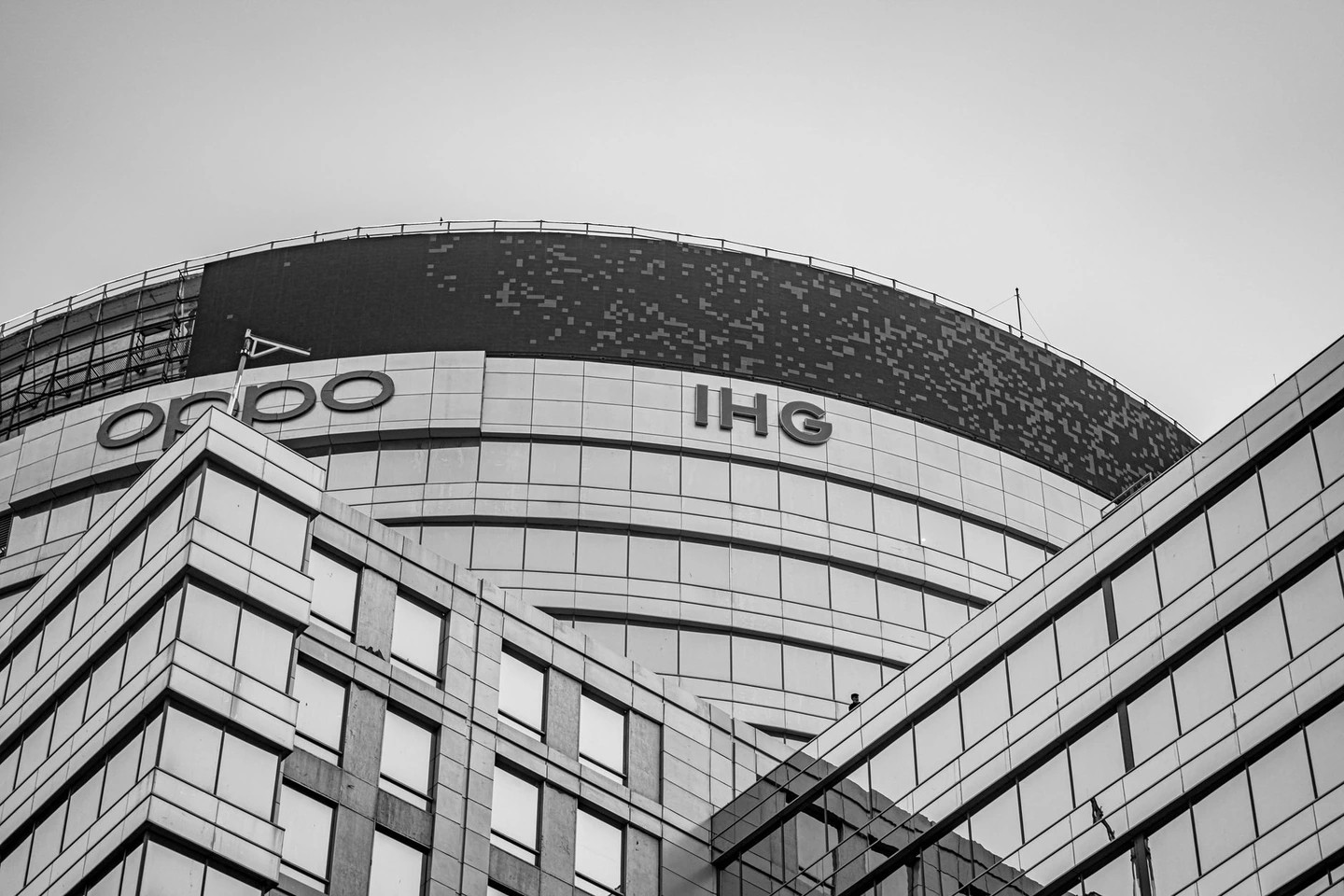 South Korean Prosecutors Raid Samsung Headquarters Over Insider Trading ...