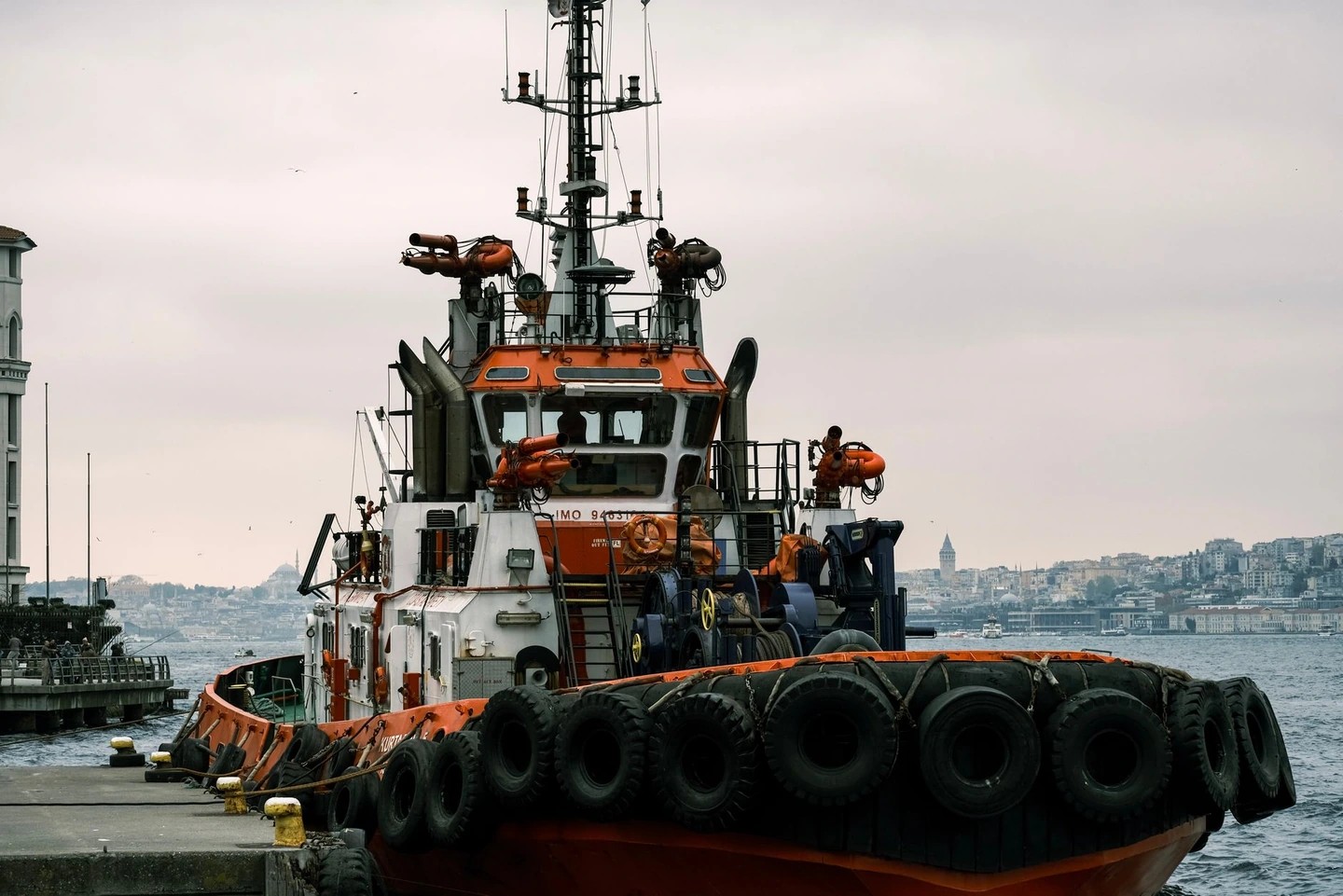 Explosion Rocks Southern Iran's Sirik Port Amid Tensions | Mayors & Cities